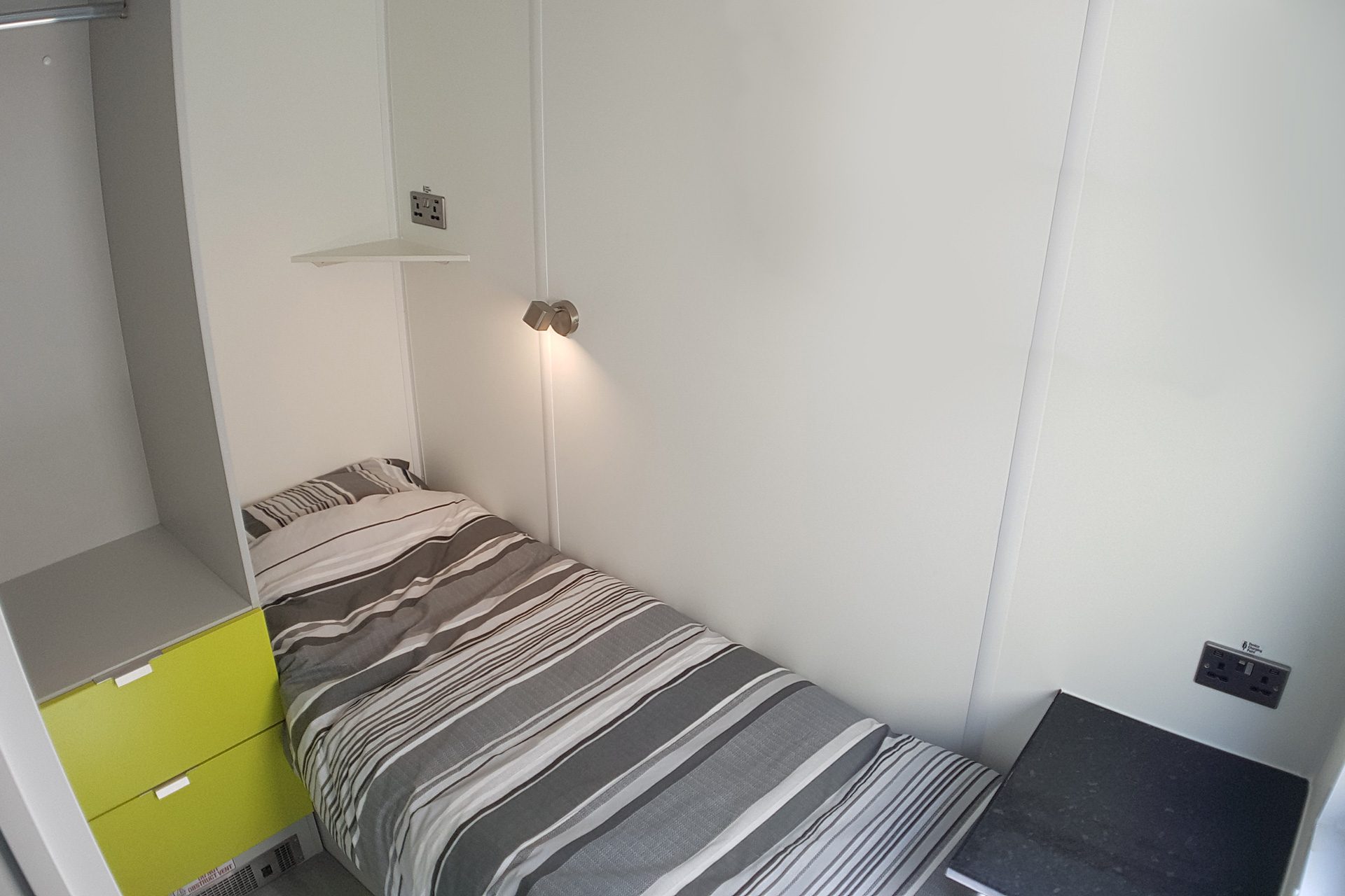 Twin Bed Sleeper Cabin - ecospace containers